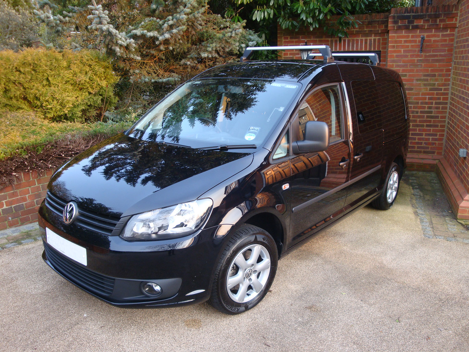 Volkswagen Caddy Exterior - after - Surrey Shine Car Valet