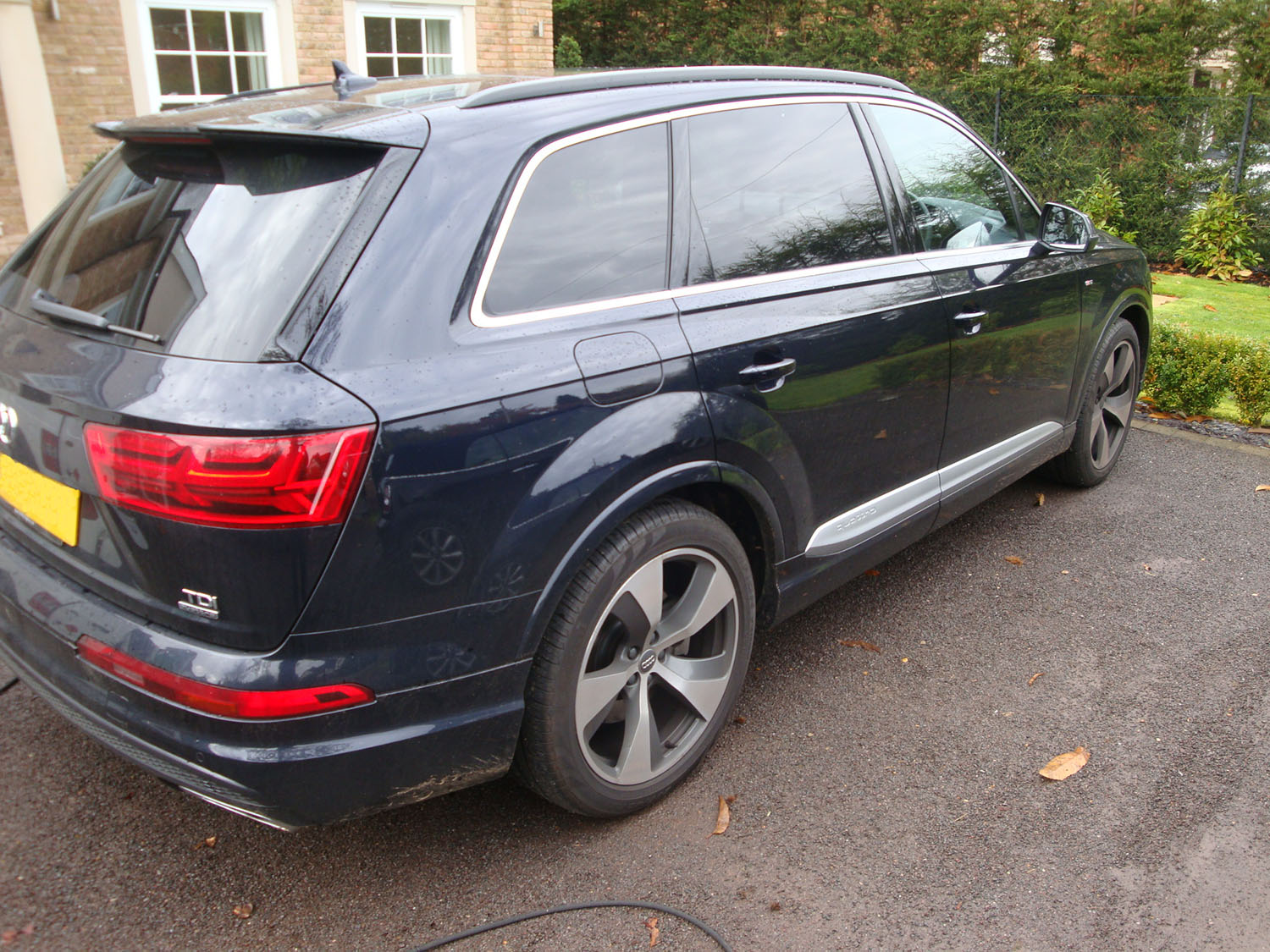 Audi Q7 – Exterior Before - Surrey Shine Car Valet